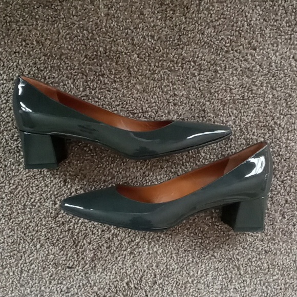 Aquatalia | Shoes | Aquatalia Pasha Gray Patent Leather Pump Shoe ...